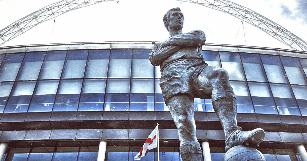 Bobby Moore Statue by Philip Jackson